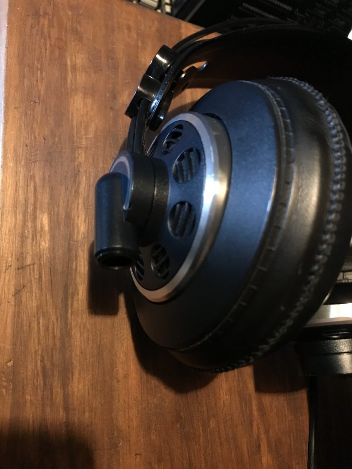 AKG k240 mk2のレビュー。ヘッドフォンもエージングで音がかなり変わるかも | DTM DRIVER!