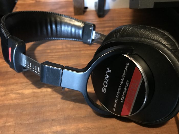 AKG k240 mk2のレビュー。ヘッドフォンもエージングで音がかなり変わるかも | DTM DRIVER!