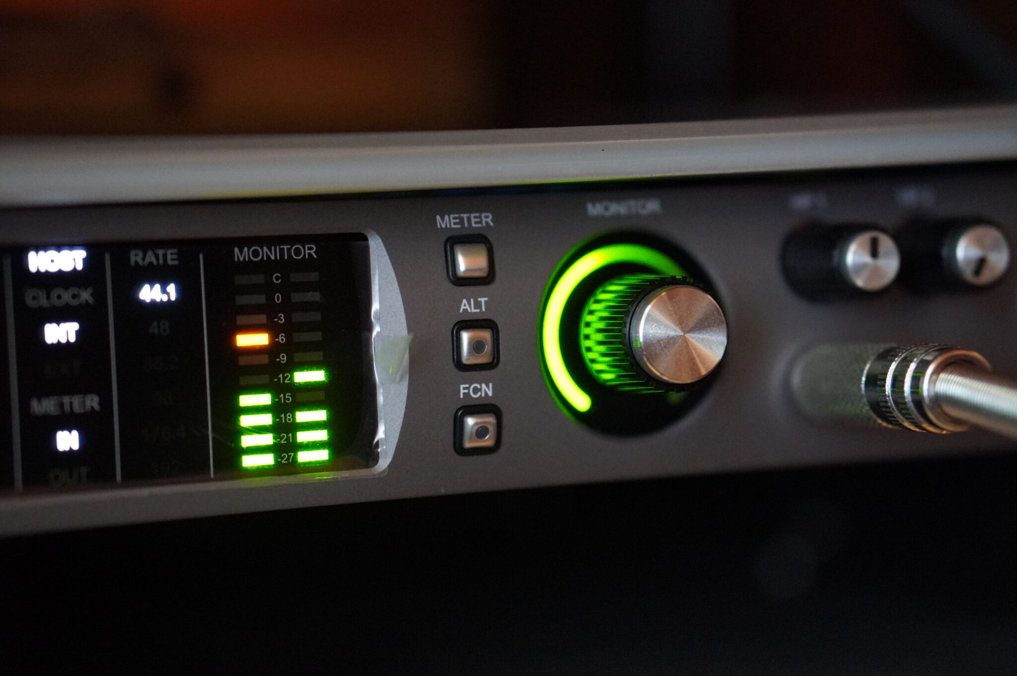 KOMPLETE AUDIO 2の使用レビュー！コスパ最強かも？！ | DTM DRIVER!