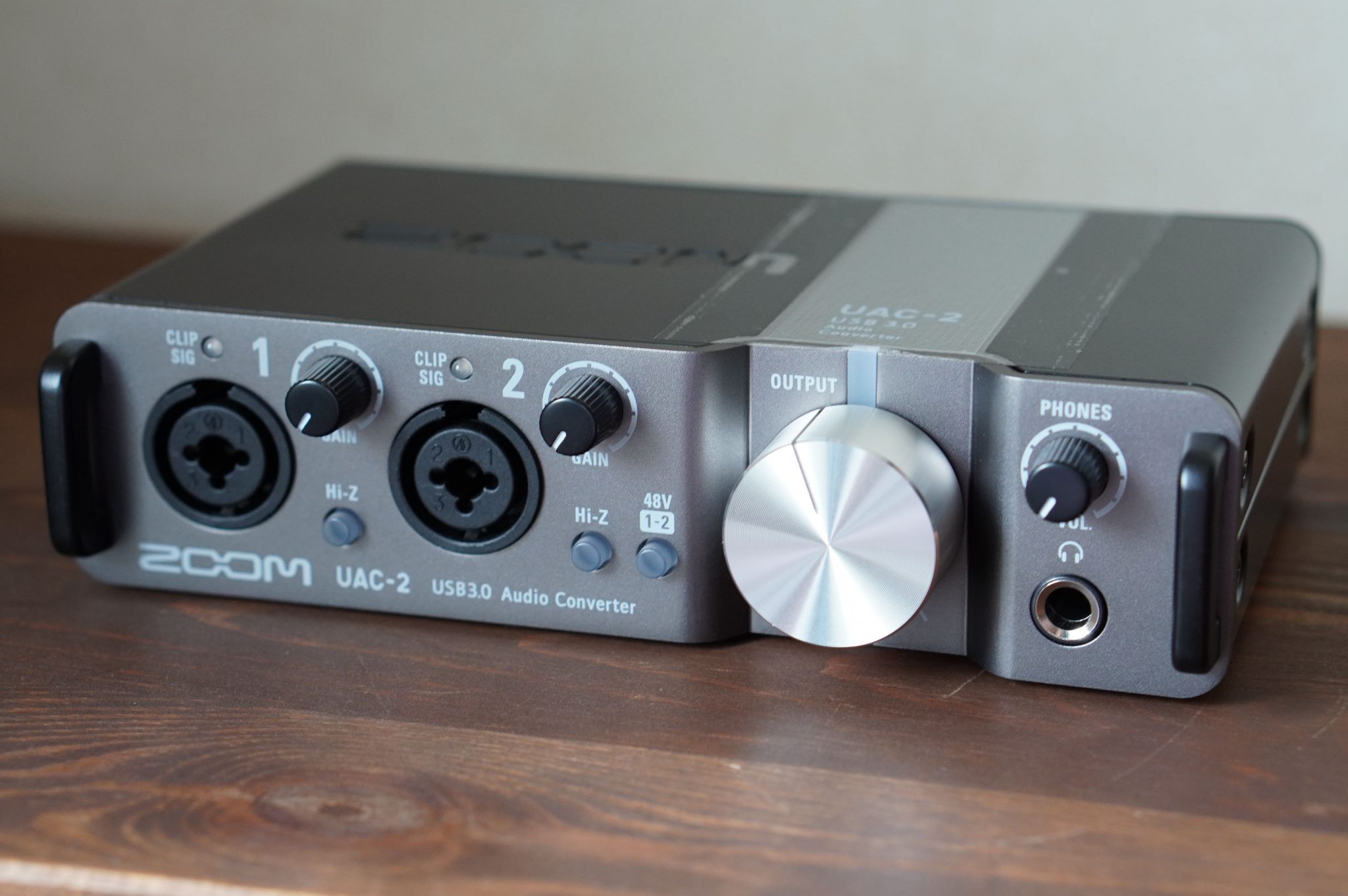 ZOOM UAC-2の使用レビュー！まだまだ現役な高品質AIFの実力は？ | DTM DRIVER!