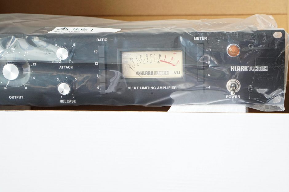 KLARK TEKNIK 76-KTの使用レビュー！お手頃すぎる1176の実力は？ | DTM DRIVER!