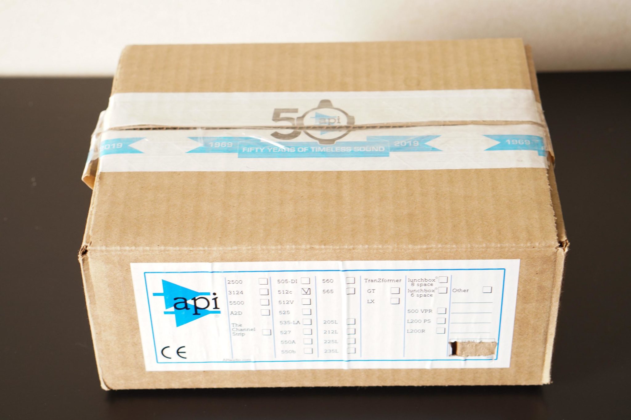 API 512Cの使用レビュー！カラッと晴れた音色の定番マイクプリアンプ | DTM DRIVER!