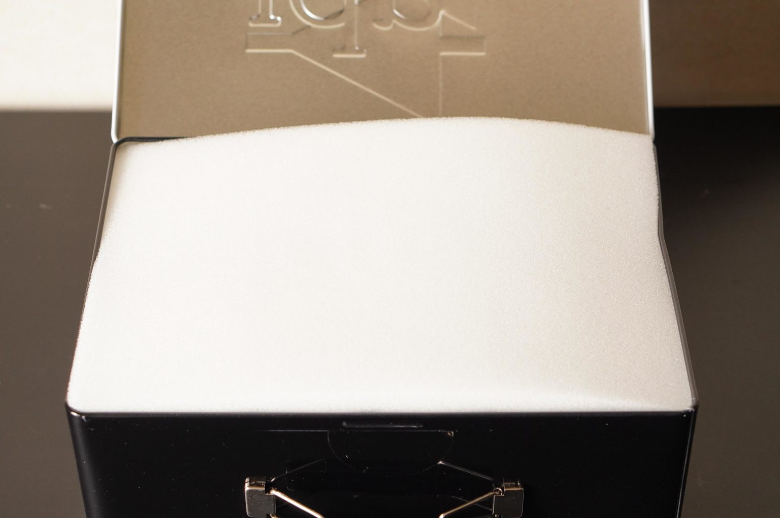 API 512Cの使用レビュー！カラッと晴れた音色の定番マイクプリアンプ | DTM DRIVER!