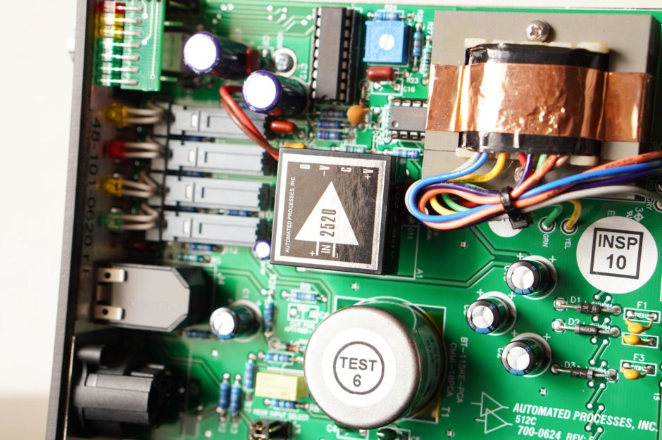 API2500ステレオバスコンプレッサーの実機レビュー！パンチーな極上音質！ | DTM DRIVER!