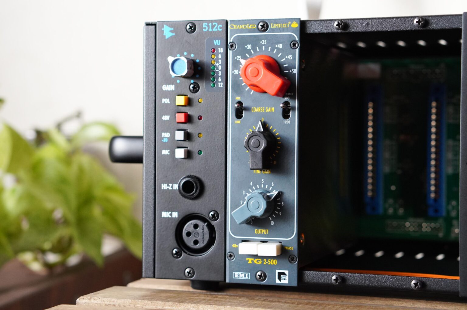 audio technica AT4040 実機レビュー｜3万円台で“クリアな録り音”を買える。DTMで定番のコスパ最強マイク | DTM ...