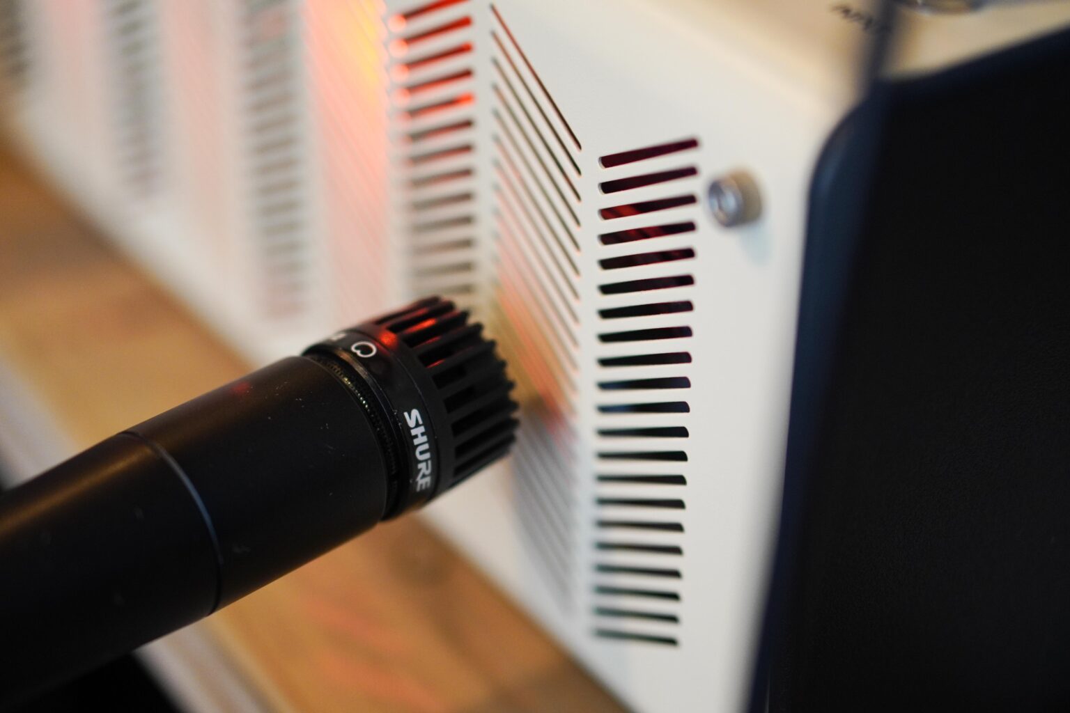Shure SM57のレビュー！超定番だけどDTMには使い辛い？ | DTM DRIVER!