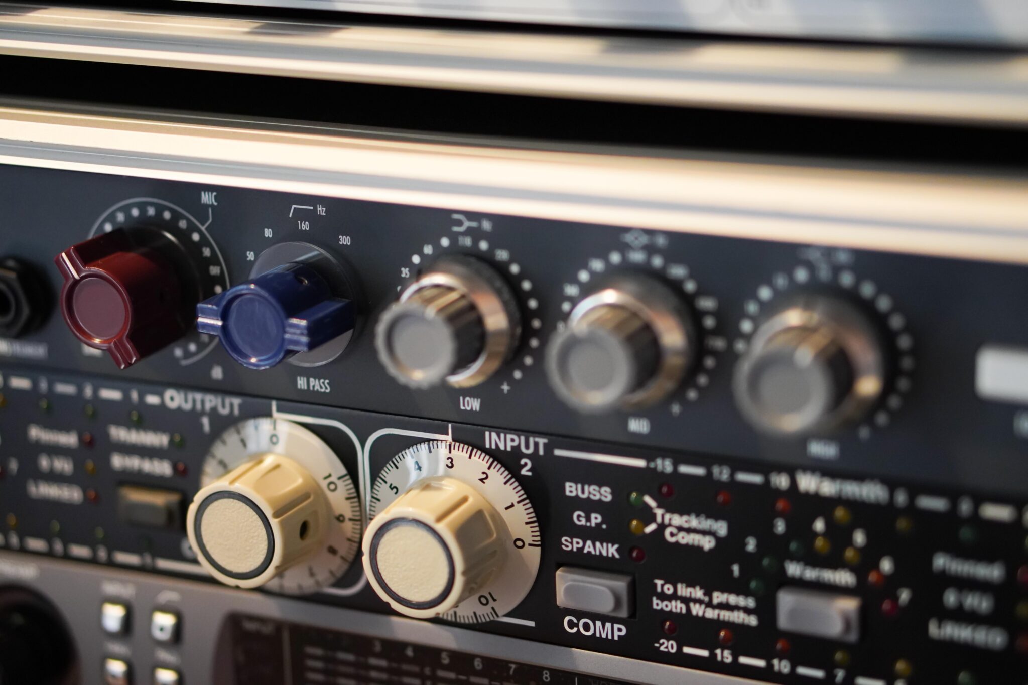 Old NeveとNeveコピーの音はどう違う？33115 vs WA73EQで実験！ | DTM DRIVER!