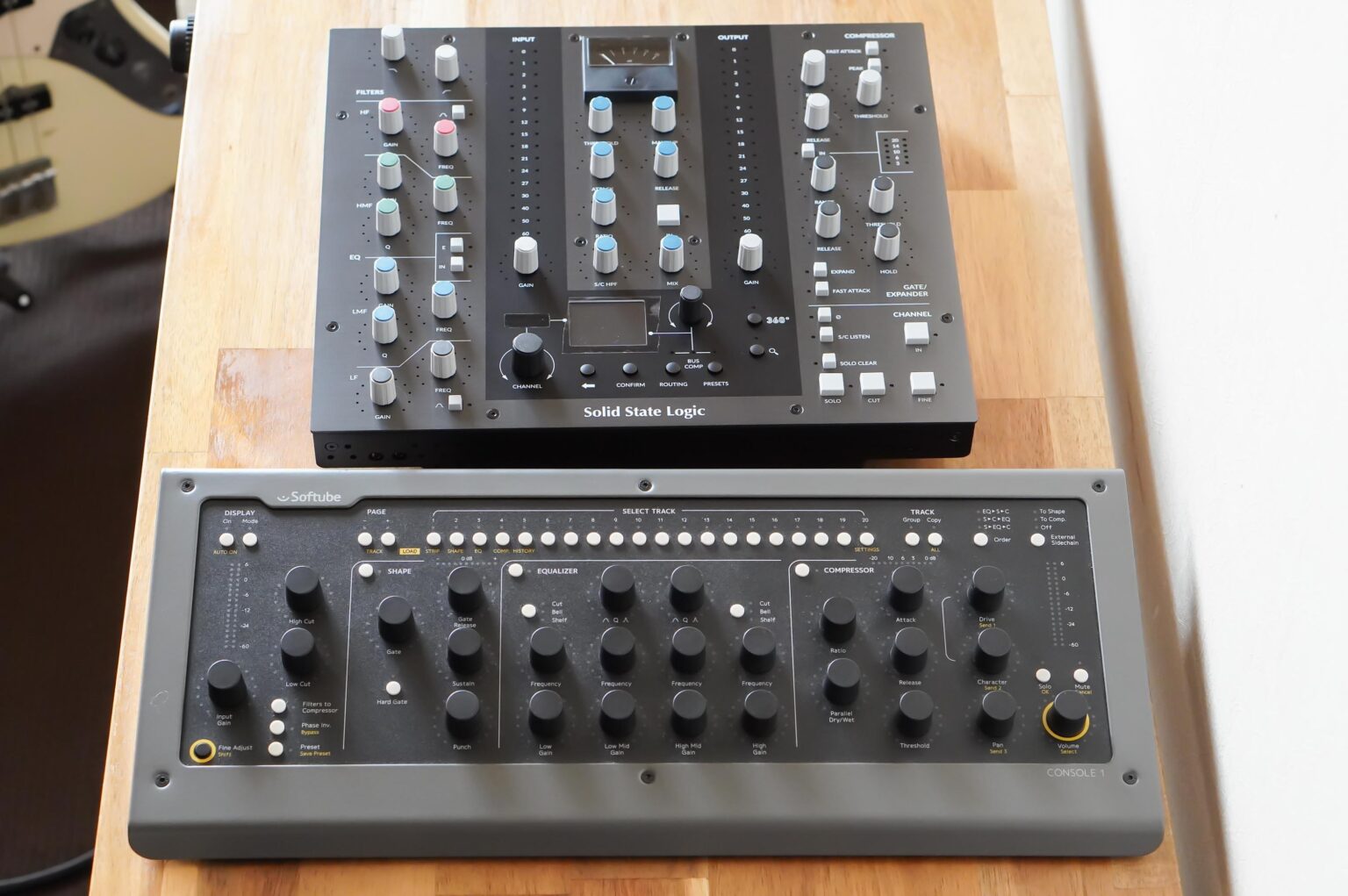 SSL UF1発売！デスクサイズの本格フィジコン登場！ | DTM DRIVER!