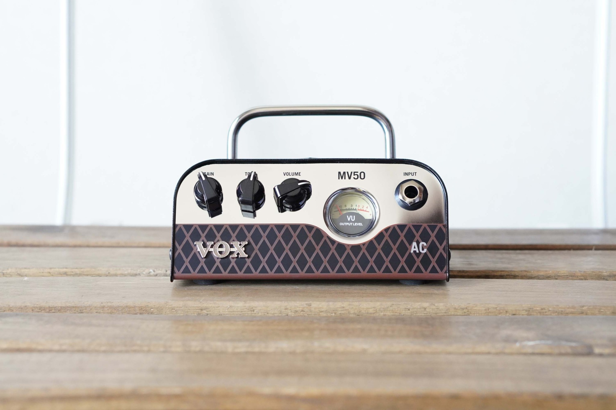 VOX MV50 ACの使用レビュー！超小型だけど本格ギターアンプ。LINE録音あり | DTM DRIVER!
